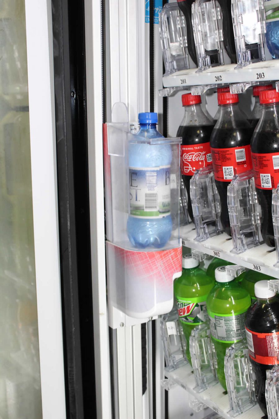 BevMAX 4 – Crane Merchandising Systems